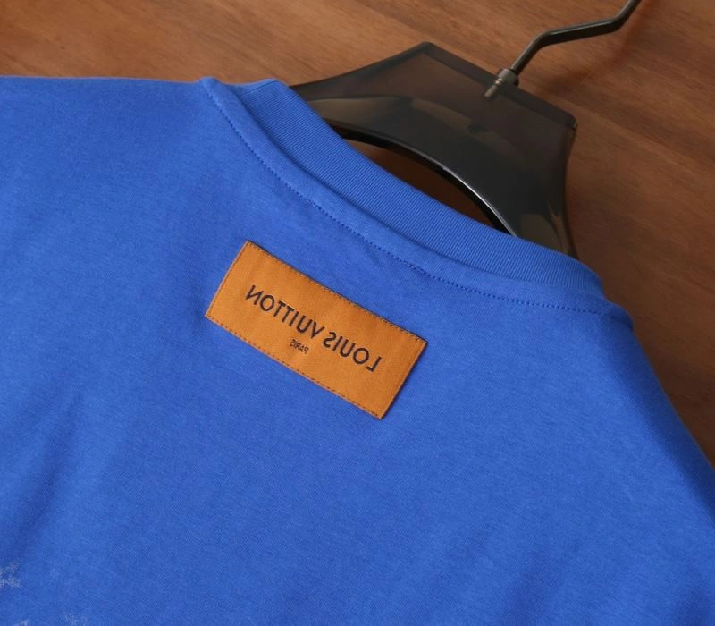 Factory-made Louis Vuitton T-Shirts
