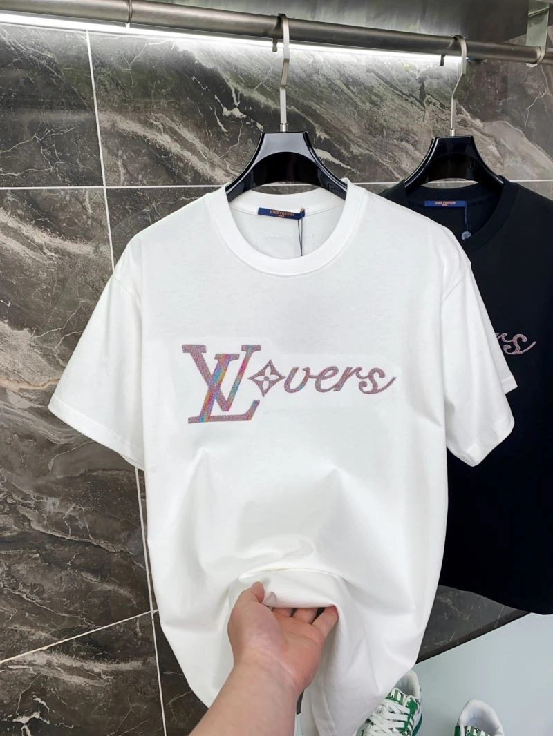 Top match Louis Vuitton T-Shirts