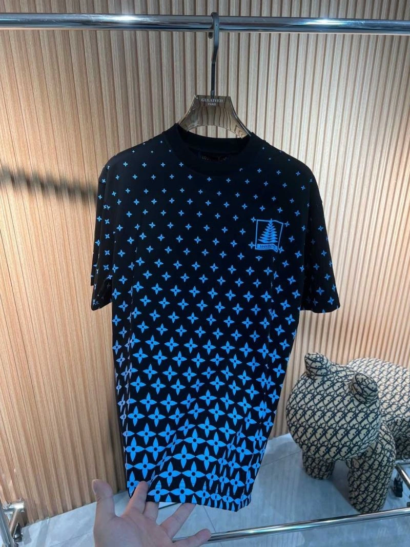 High fidelity Louis Vuitton T-Shirts