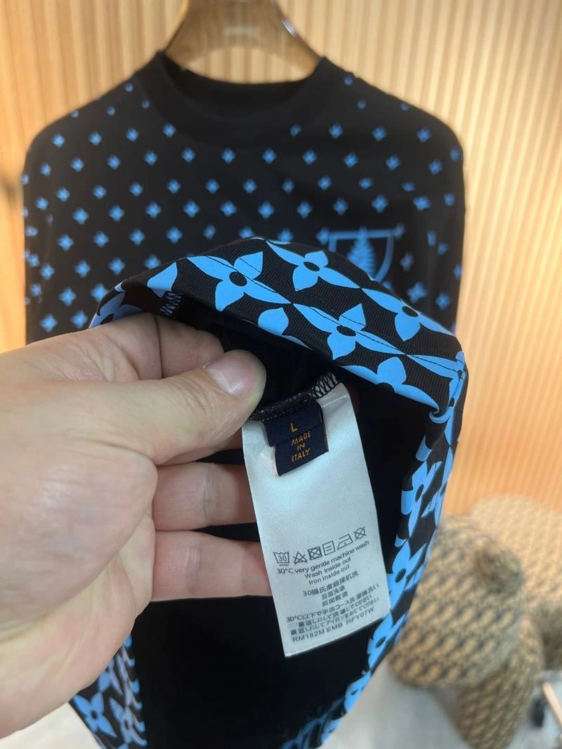 High fidelity Louis Vuitton T-Shirts