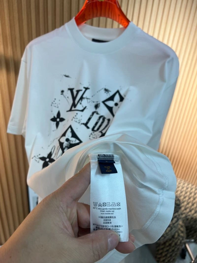 Reasonably priced Louis Vuitton T-Shirts