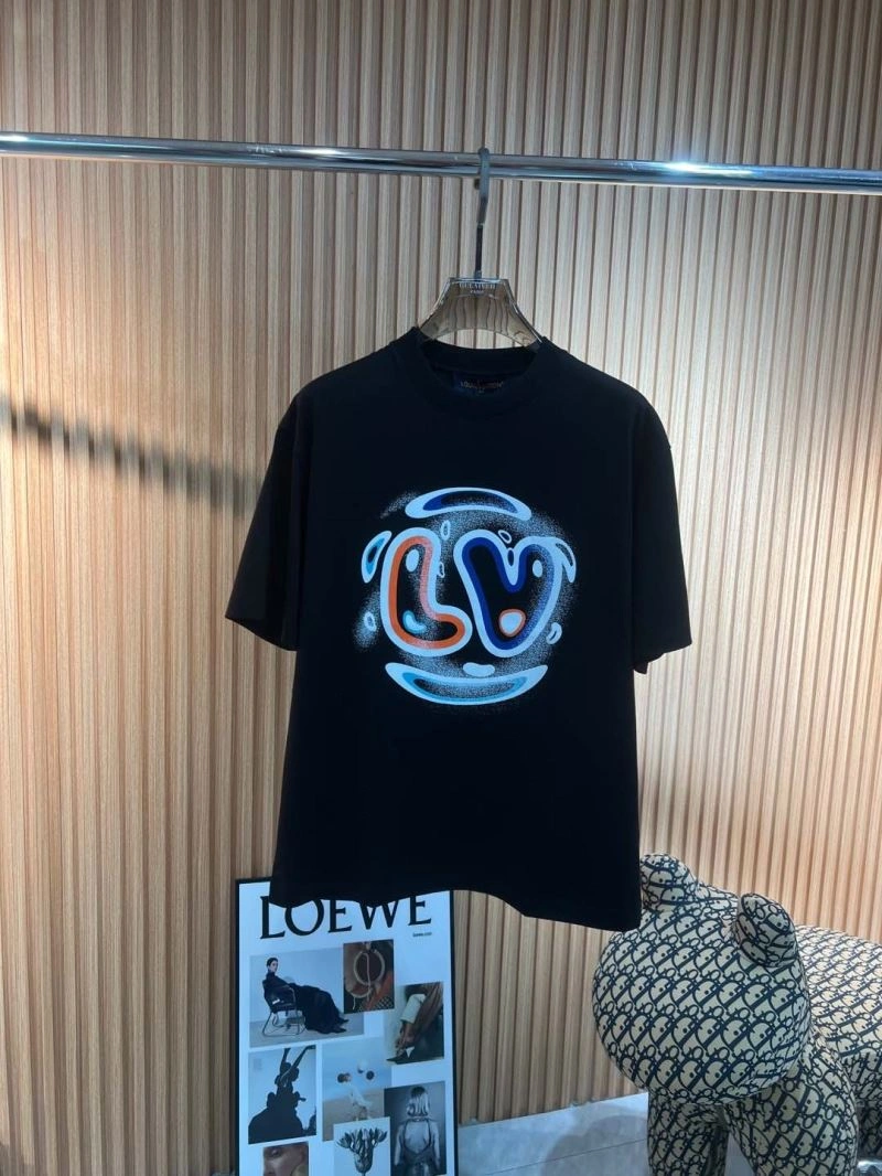 Precise copy Louis Vuitton T-Shirts