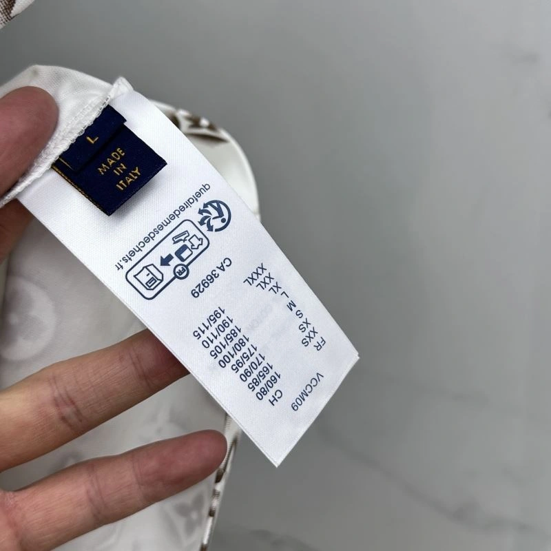 Inexpensive Louis Vuitton T-Shirts