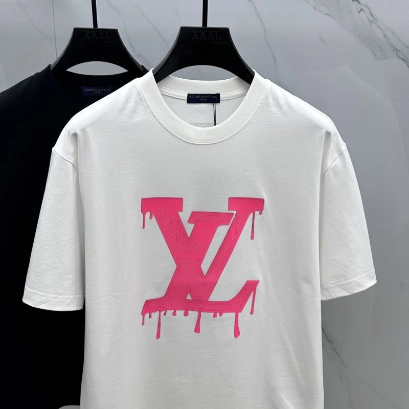 Precise copy Louis Vuitton T-Shirts