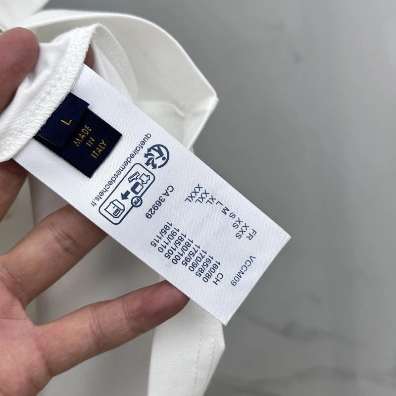 Precise copy Louis Vuitton T-Shirts