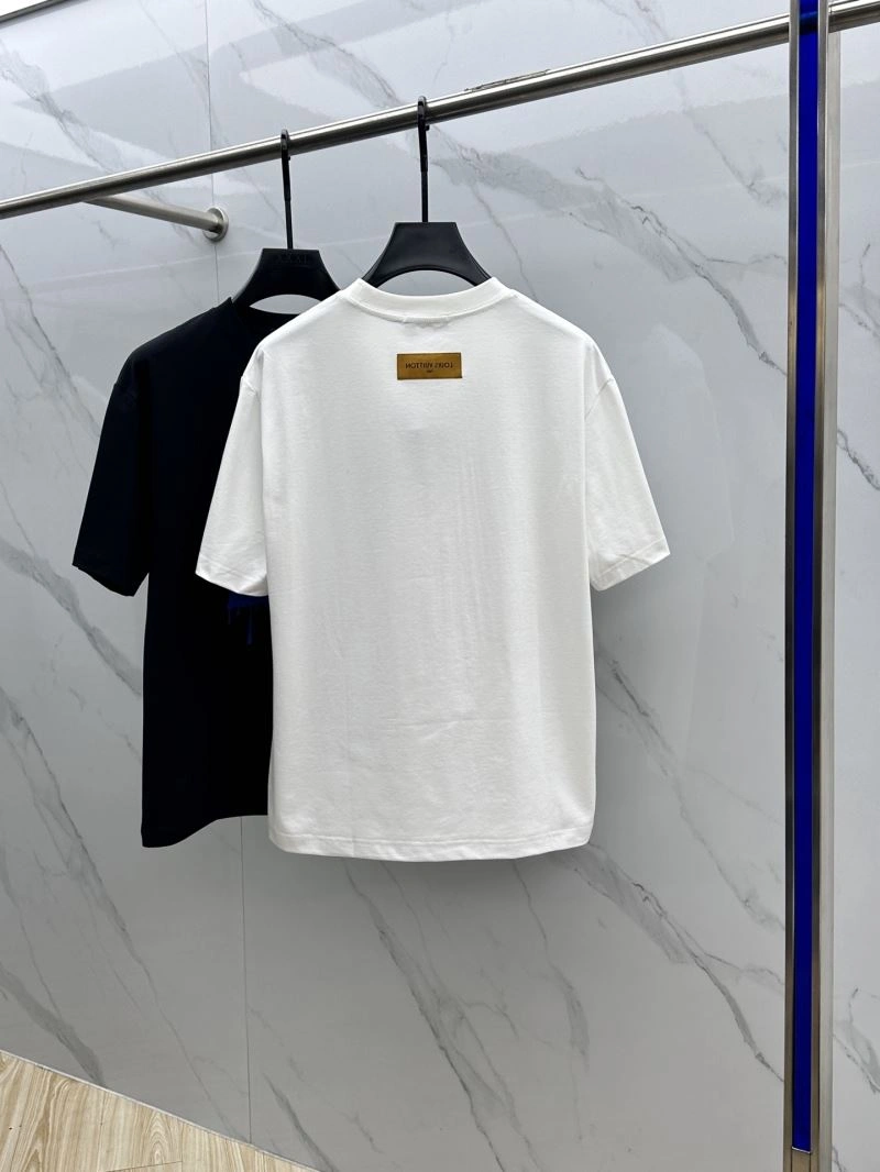 Precise copy Louis Vuitton T-Shirts