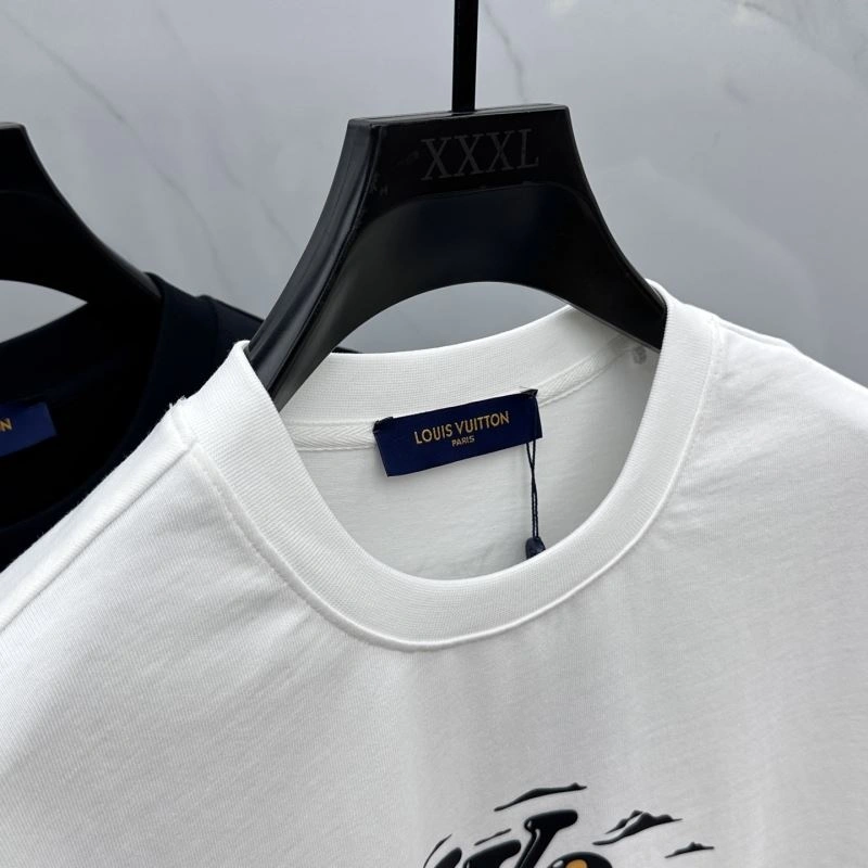 Top match Louis Vuitton T-Shirts