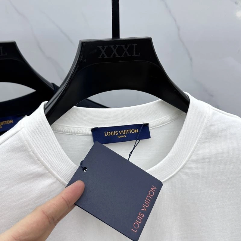 Top match Louis Vuitton T-Shirts