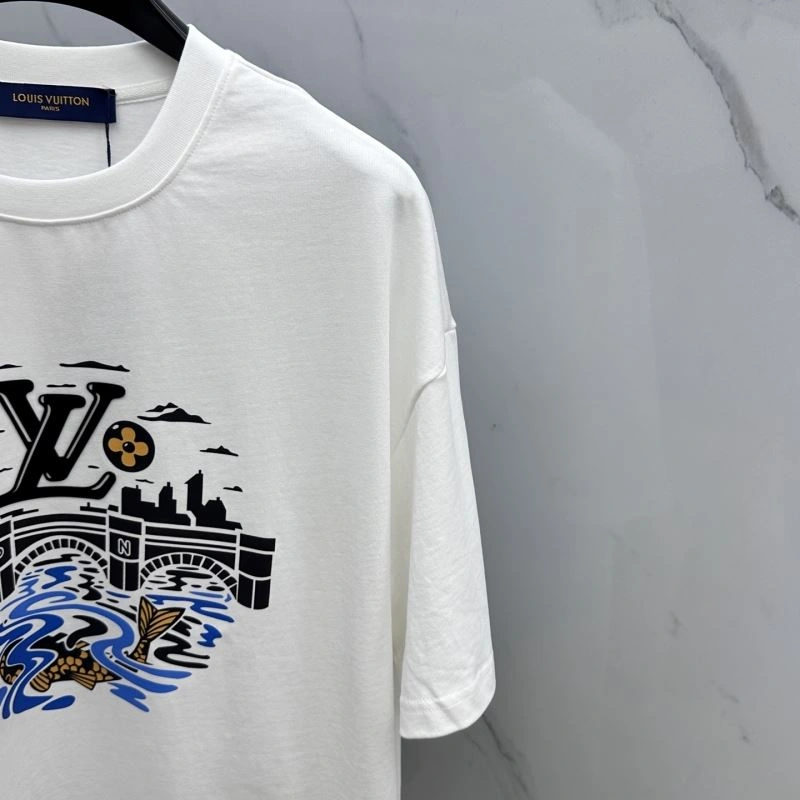 Top match Louis Vuitton T-Shirts