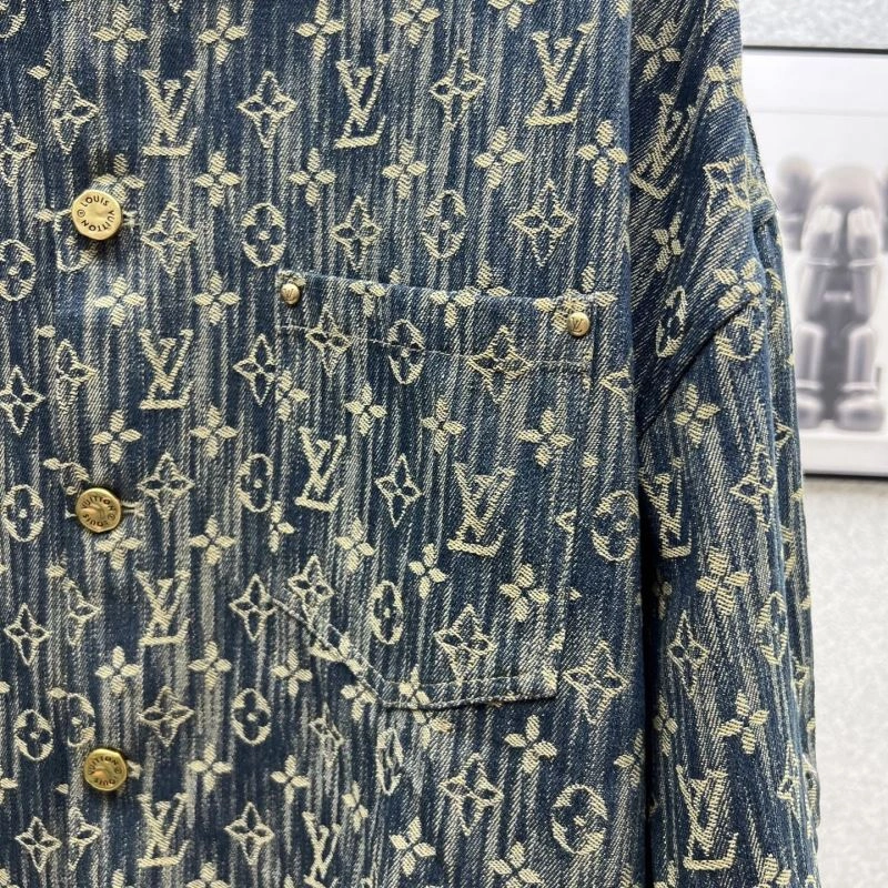 Top mirror Louis Vuitton T-Shirts