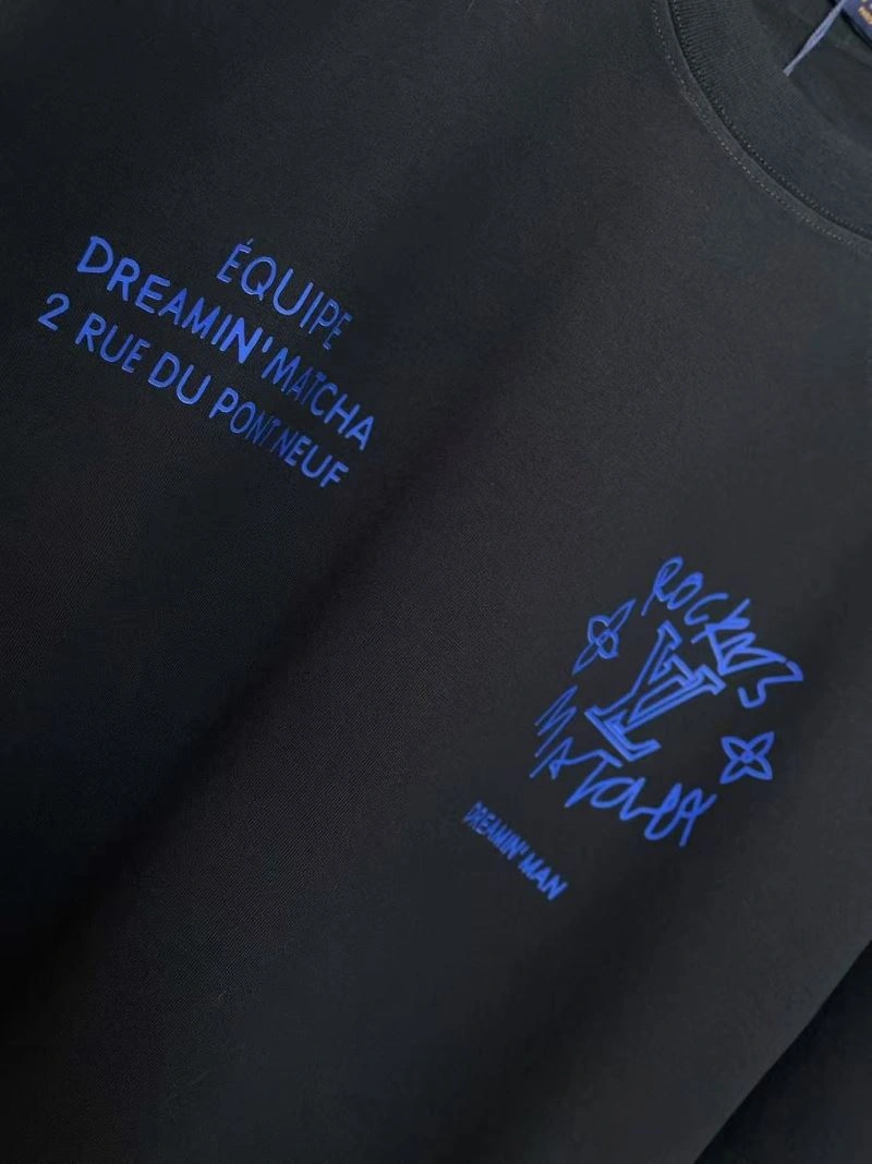 Exact replica Louis Vuitton T-Shirts