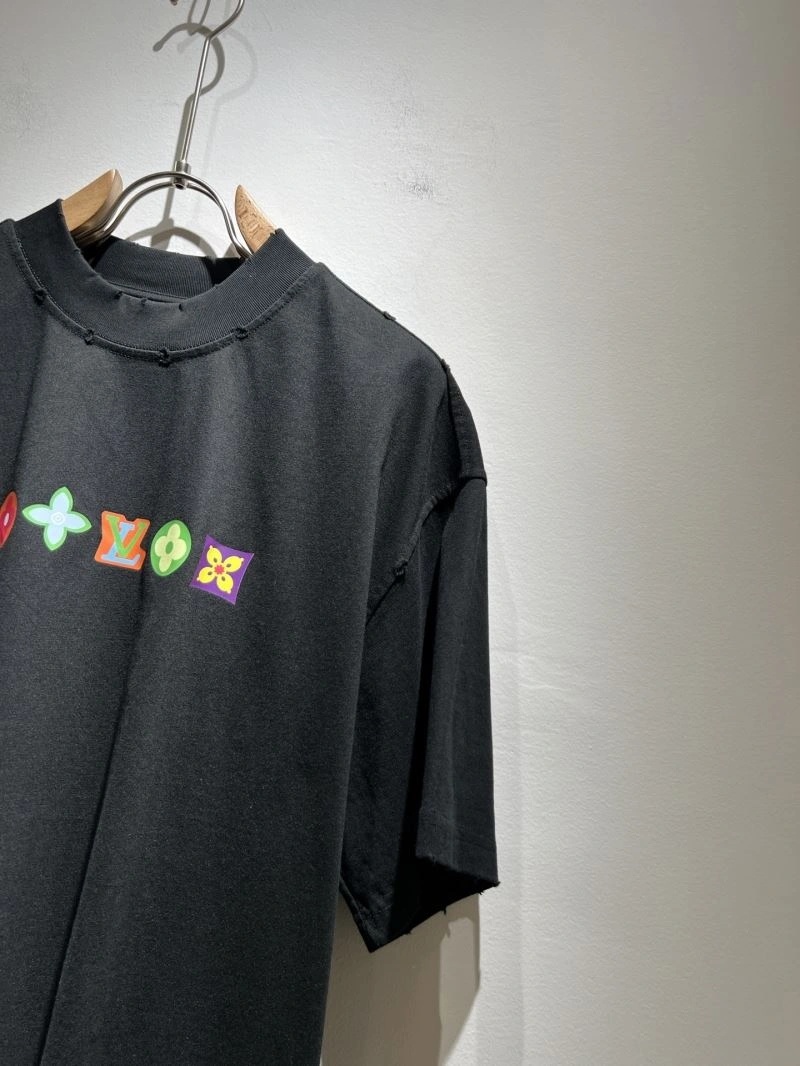 Value-priced Louis Vuitton T-Shirts
