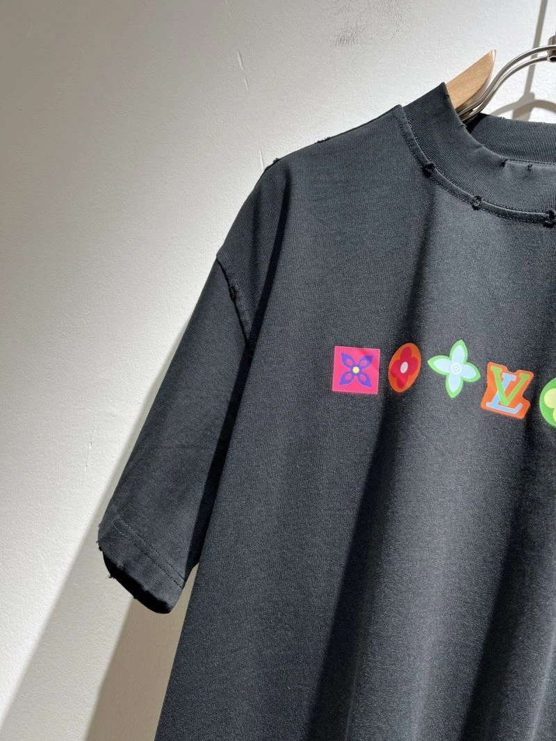 Value-priced Louis Vuitton T-Shirts