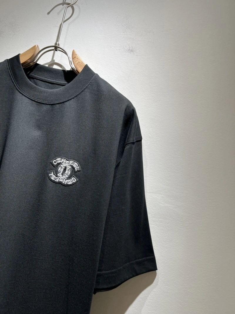 Top match Louis Vuitton T-Shirts