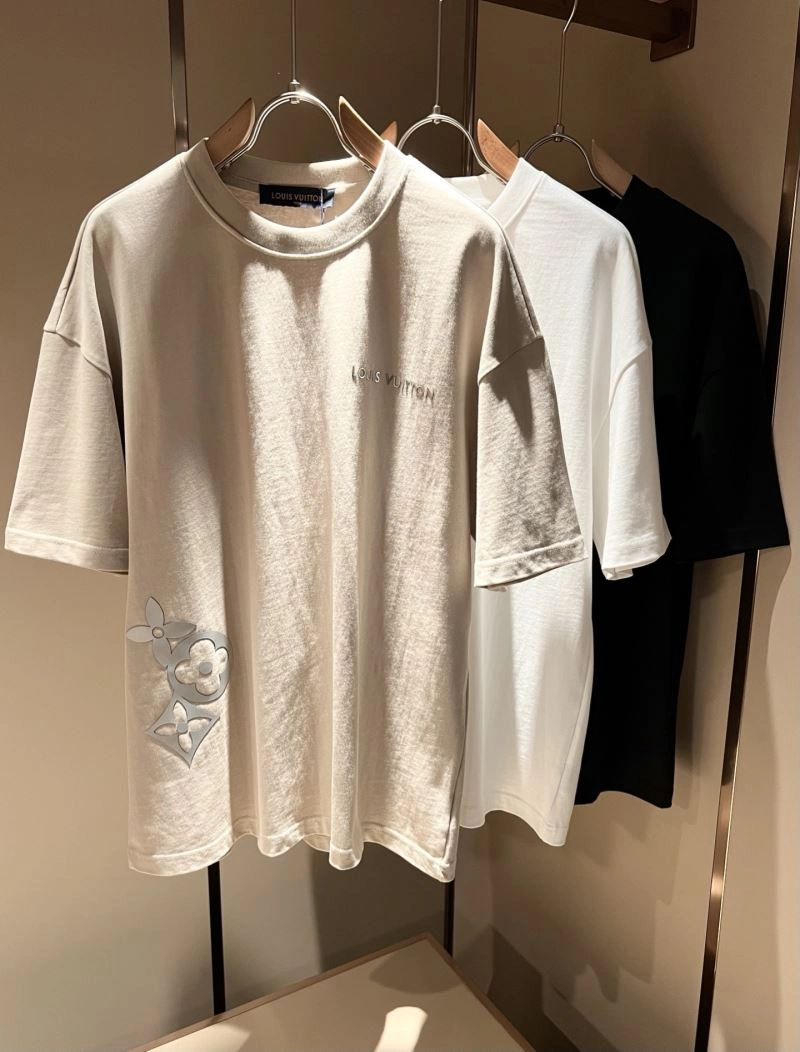 Cut-rate Louis Vuitton T-Shirts