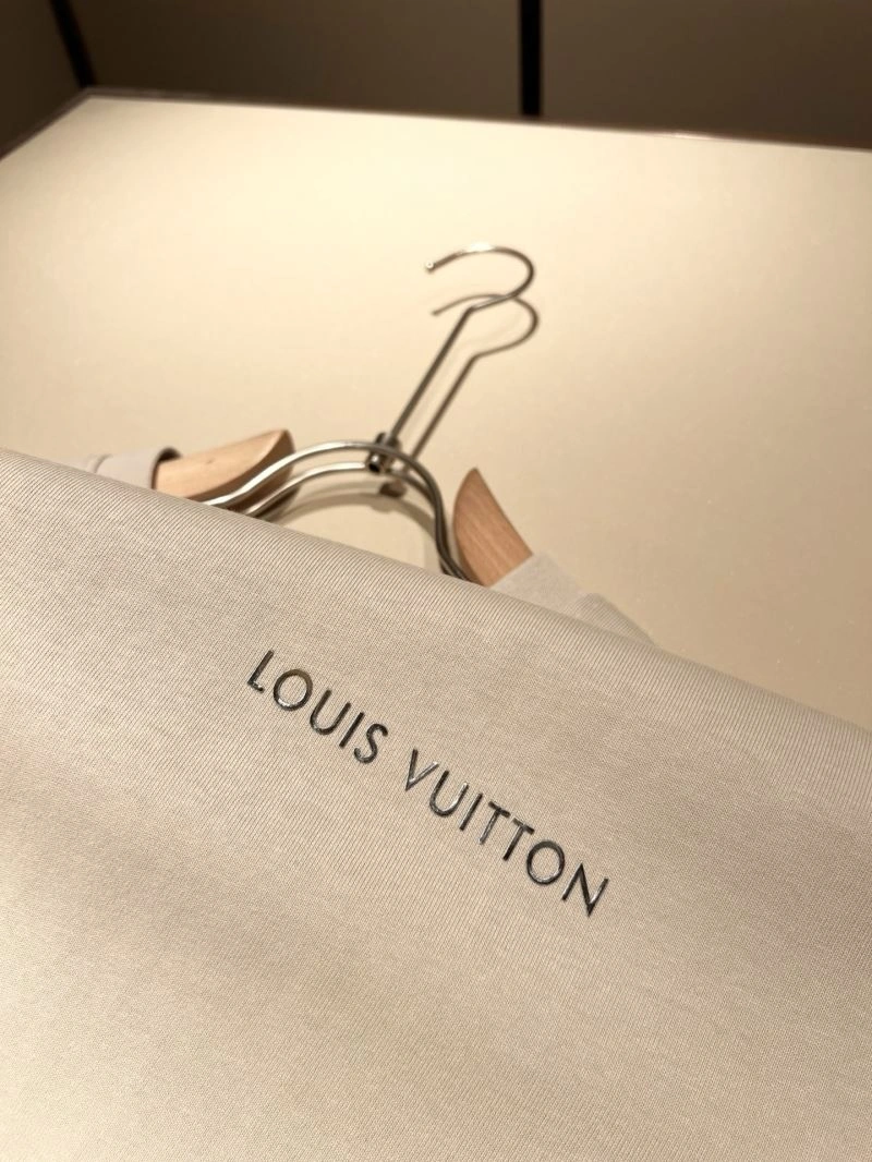 Cut-rate Louis Vuitton T-Shirts