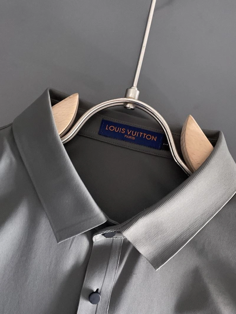 High accuracy Louis Vuitton T-Shirts
