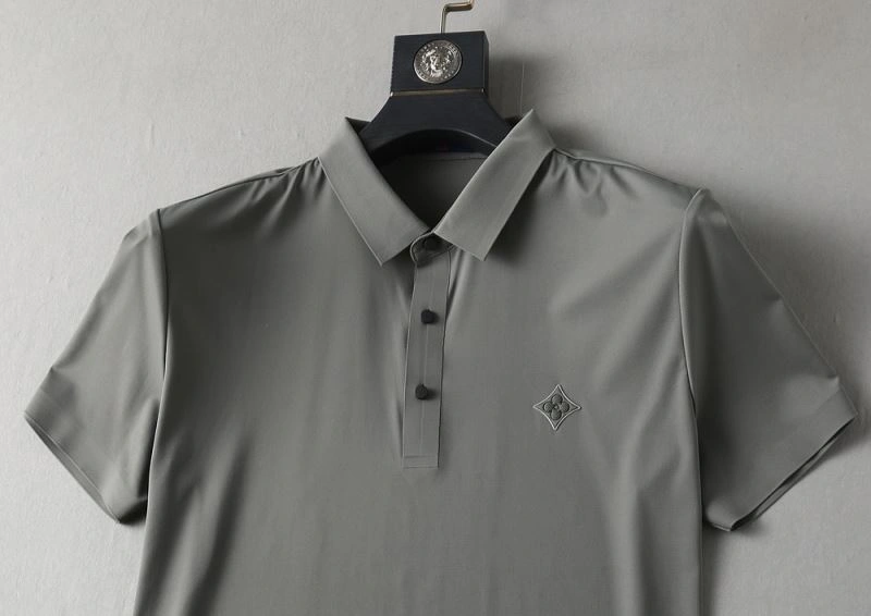 Exact replica Louis Vuitton T-Shirts