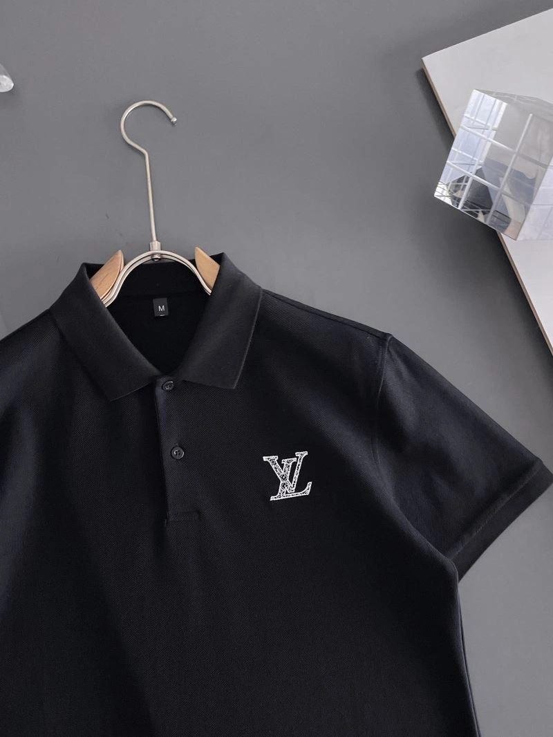 Indistinguishable Louis Vuitton T-Shirts