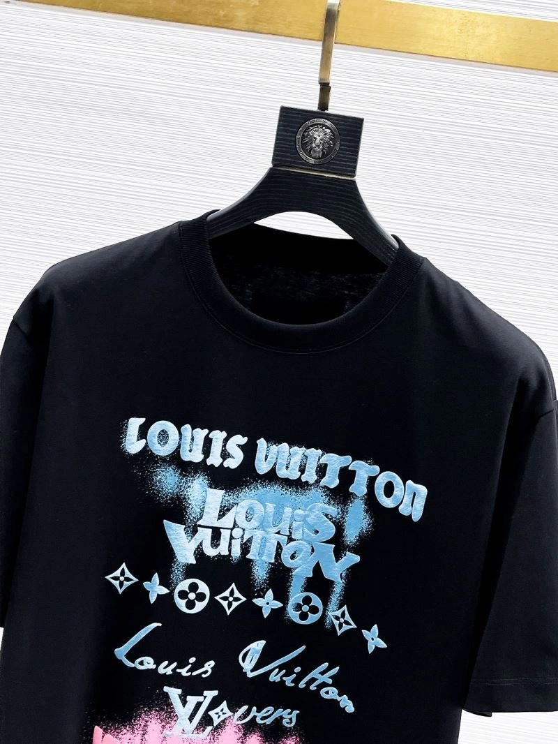 Exact replica Louis Vuitton T-Shirts