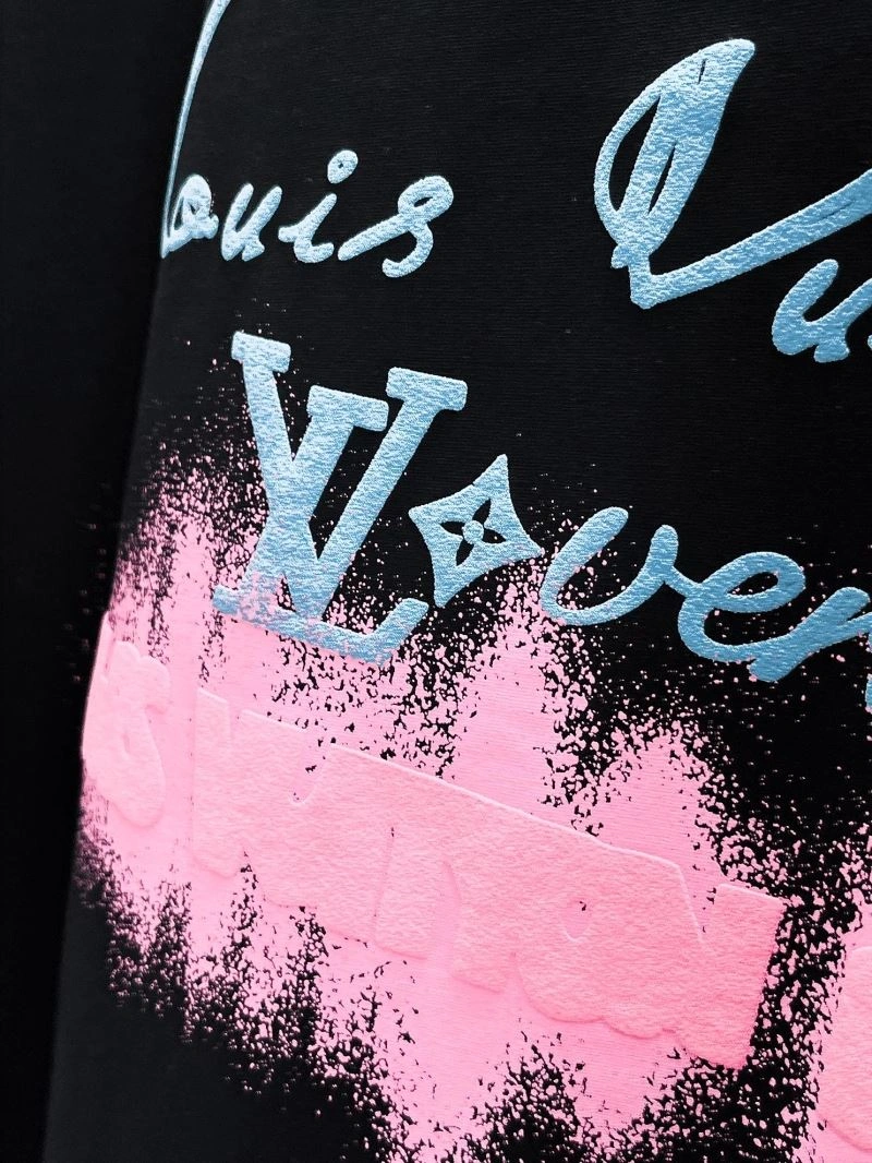 Exact replica Louis Vuitton T-Shirts