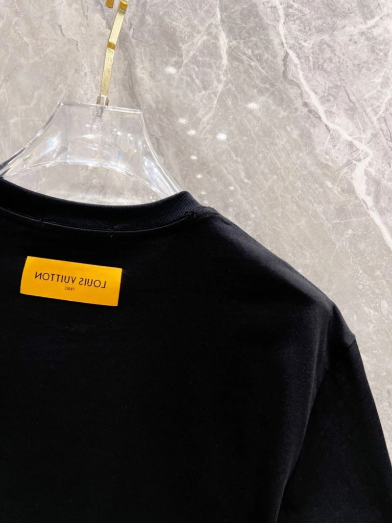 Low-cost Louis Vuitton T-Shirts