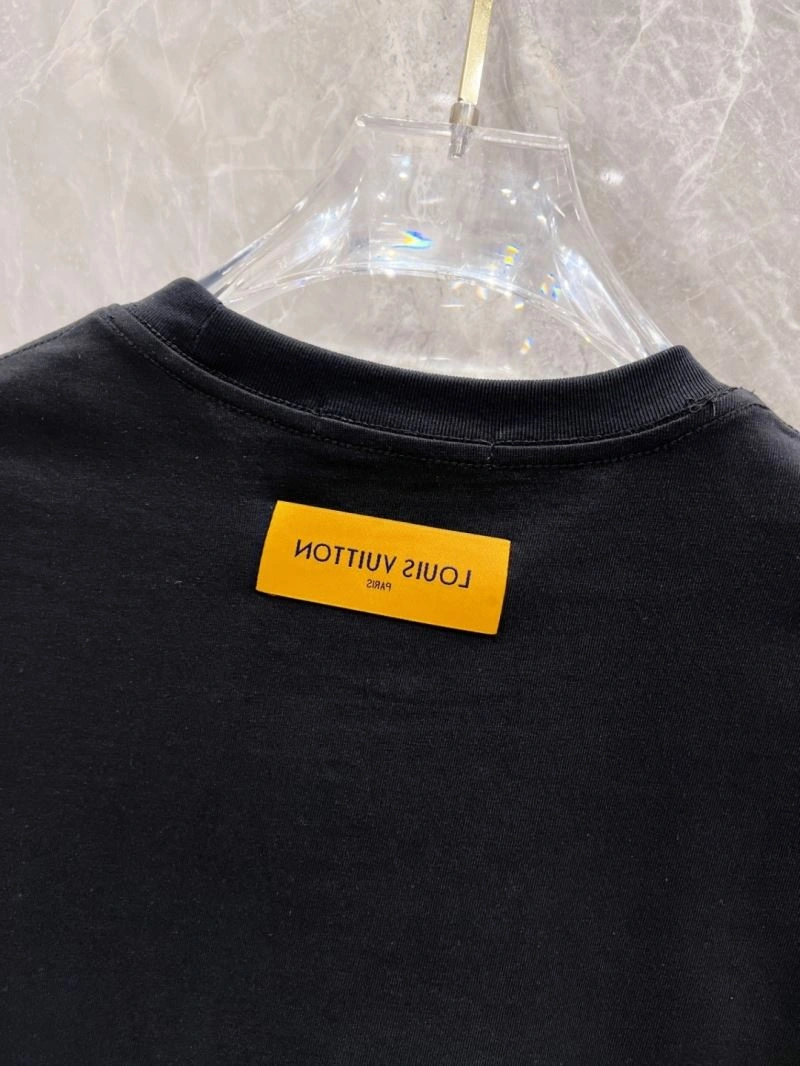 Low-cost Louis Vuitton T-Shirts