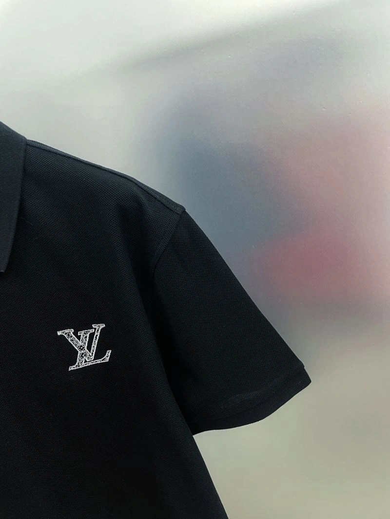 Perfect replica Louis Vuitton T-Shirts