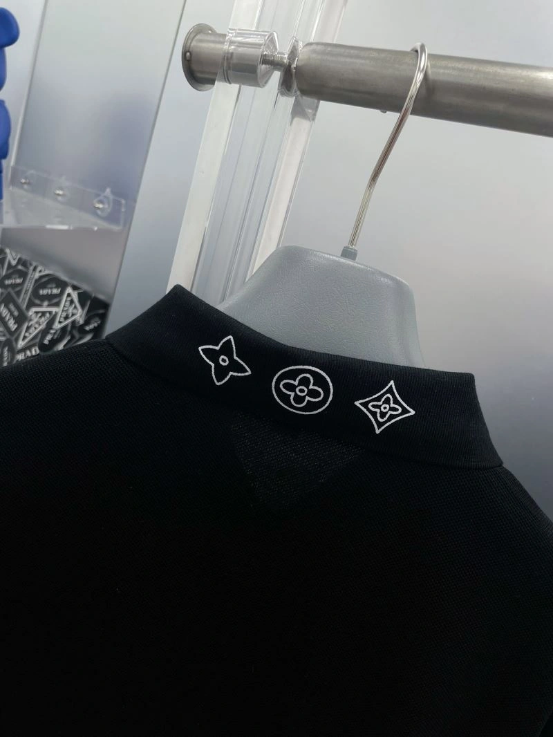 Perfect replica Louis Vuitton T-Shirts