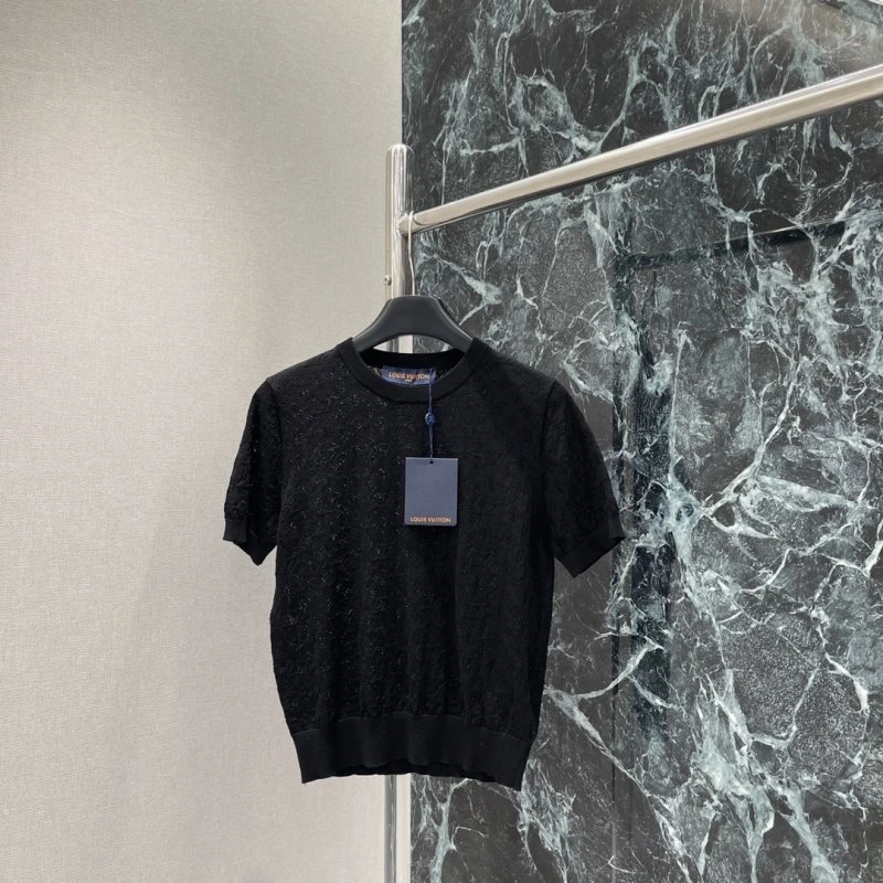 Value-priced Louis Vuitton T-Shirts