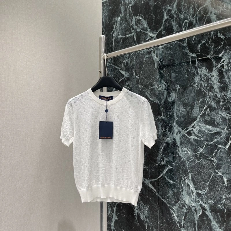 Value-priced Louis Vuitton T-Shirts