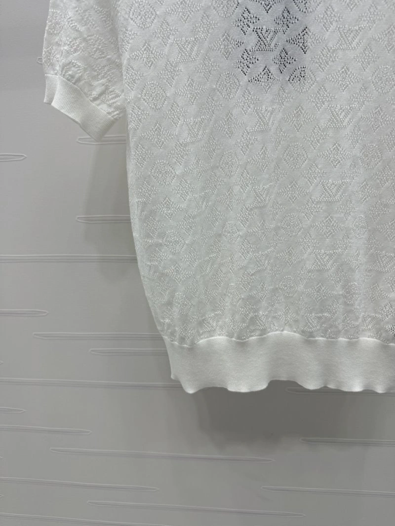 Accurate model Louis Vuitton T-Shirts