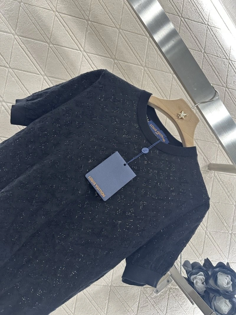 Bargain Louis Vuitton T-Shirts