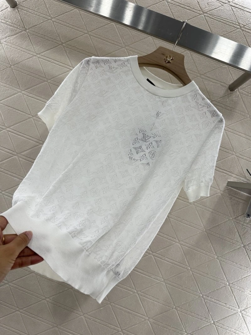Top match Louis Vuitton T-Shirts
