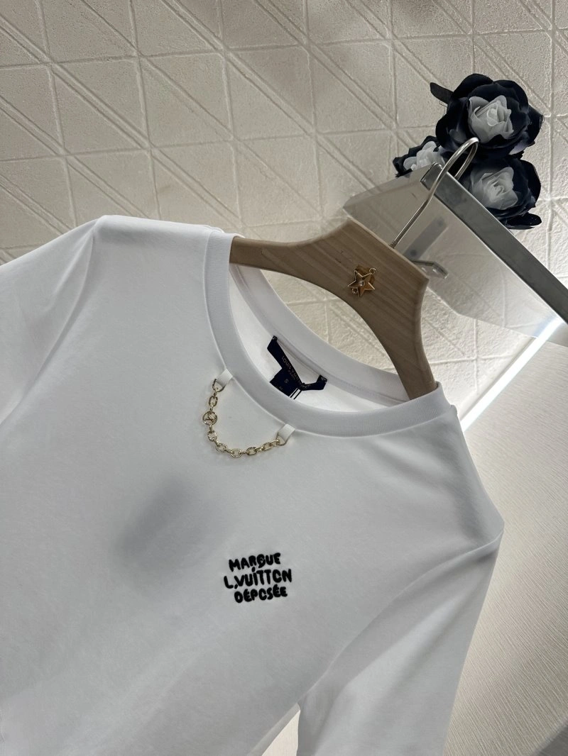 Precise copy Louis Vuitton T-Shirts