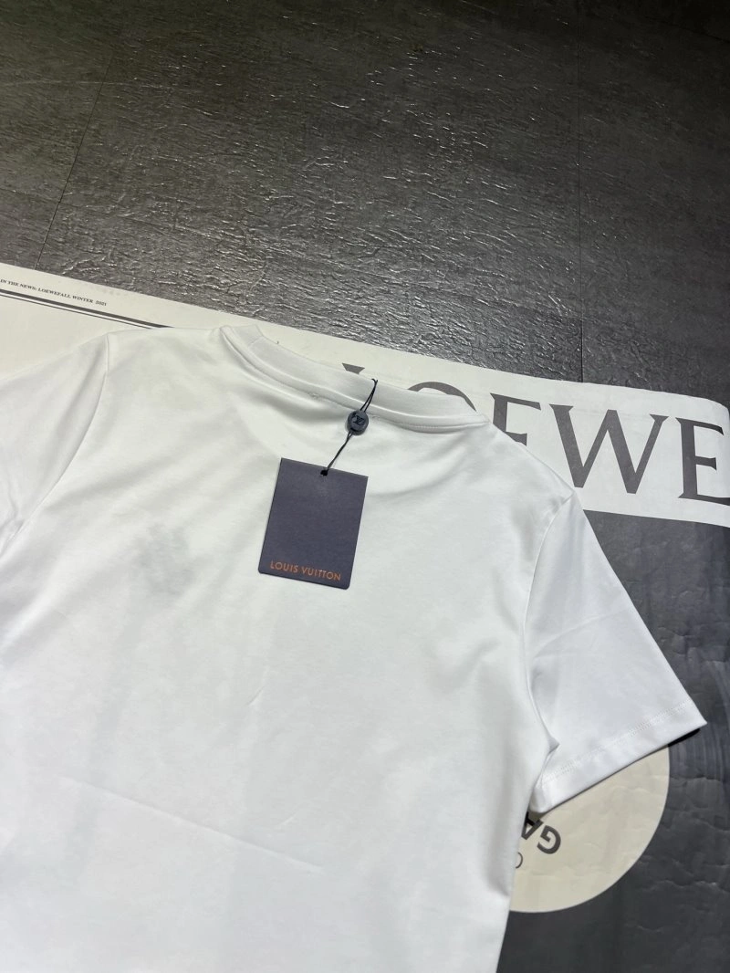 1:1 copy Louis Vuitton T-Shirts