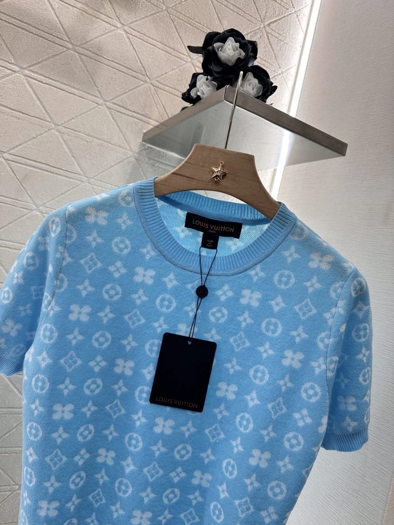 Low-cost Louis Vuitton T-Shirts