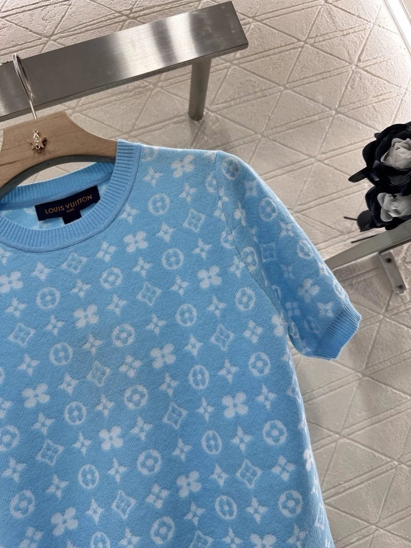 Low-cost Louis Vuitton T-Shirts