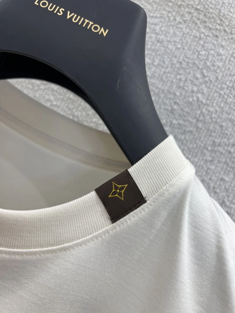 Top match Louis Vuitton T-Shirts