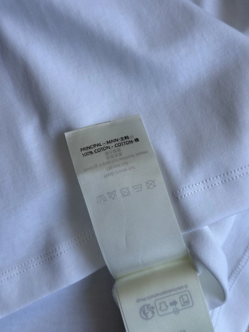 Cut-rate Louis Vuitton T-Shirts