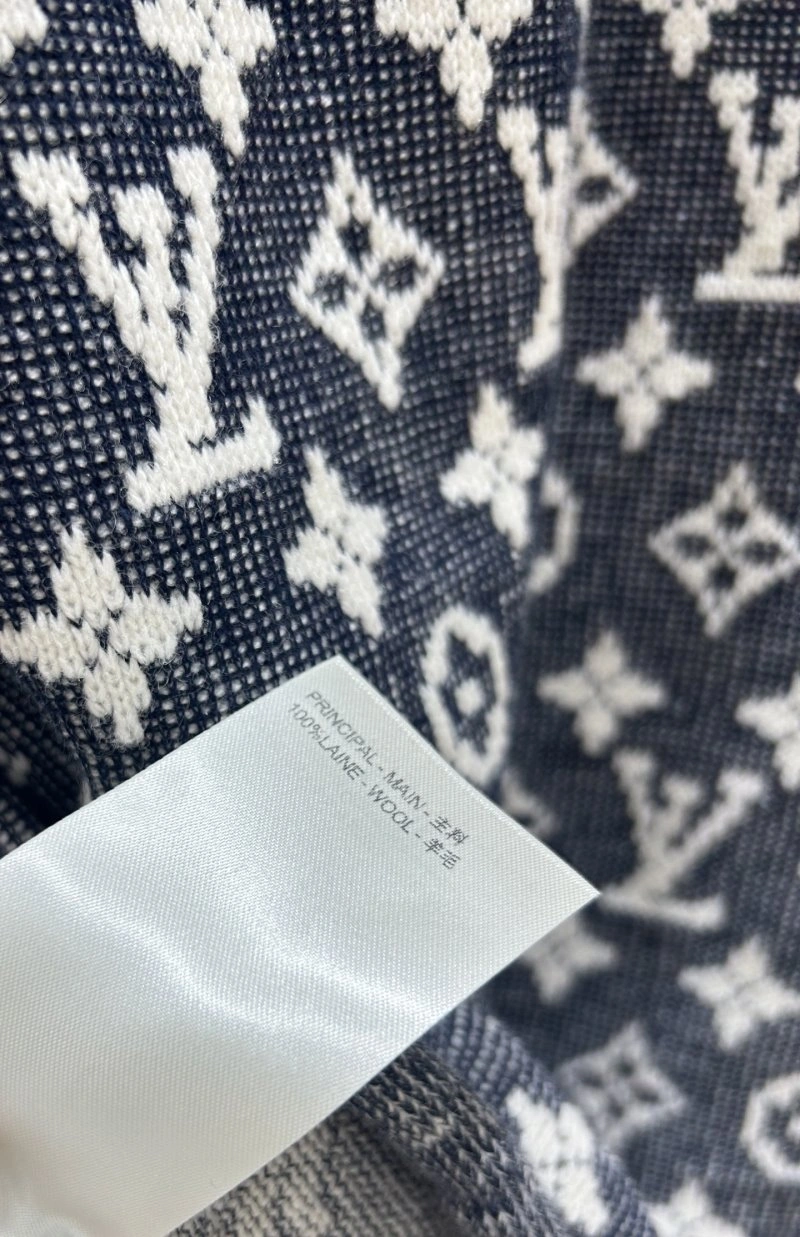 Factory-made Louis Vuitton T-Shirts