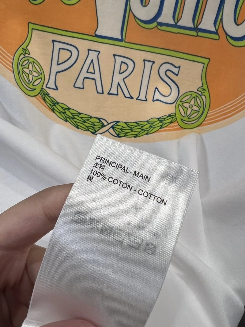 Low-cost Louis Vuitton T-Shirts