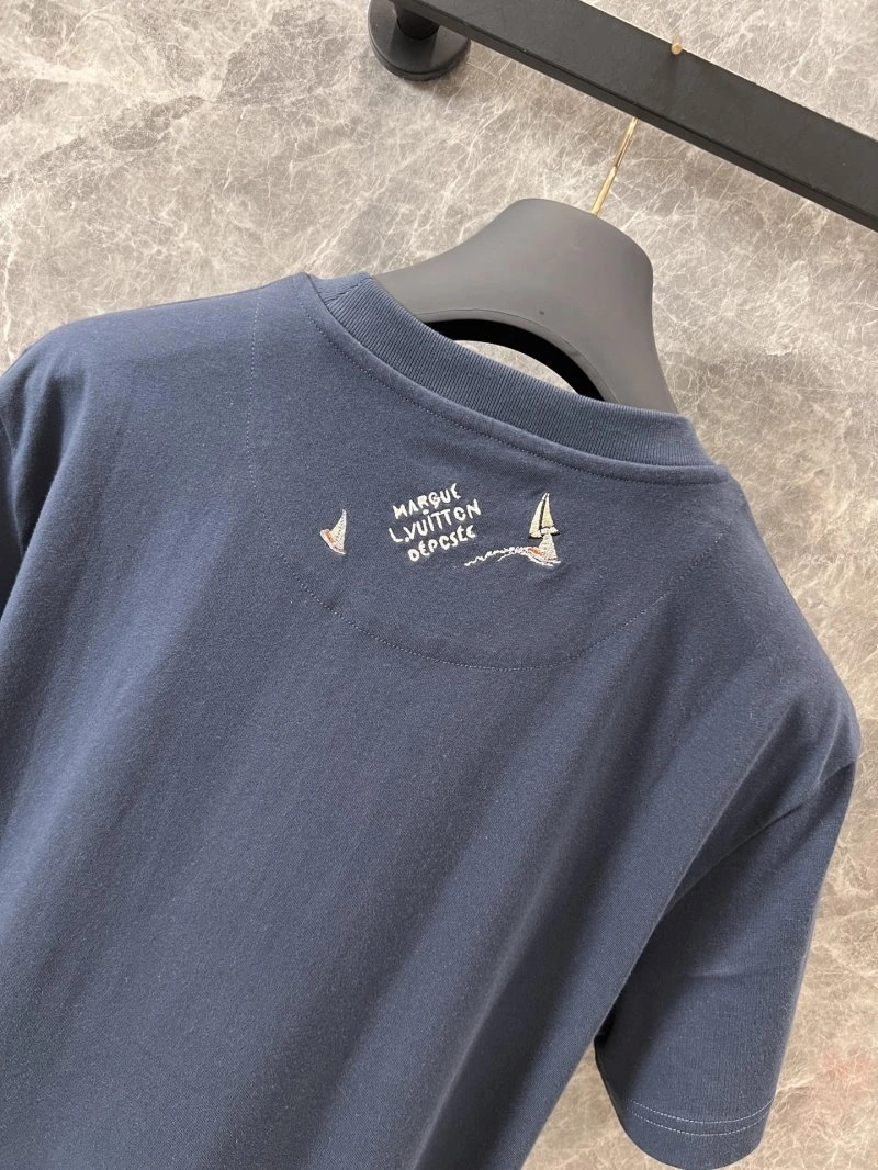 Low-cost Louis Vuitton T-Shirts