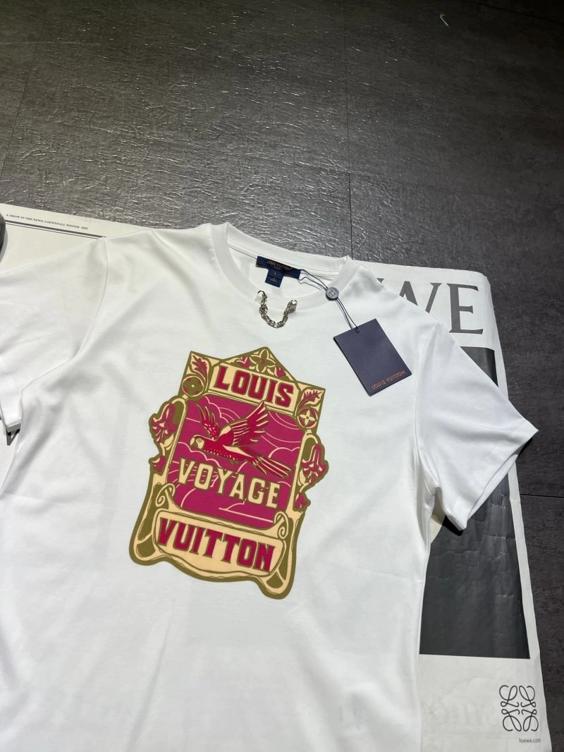 Top match Louis Vuitton T-Shirts