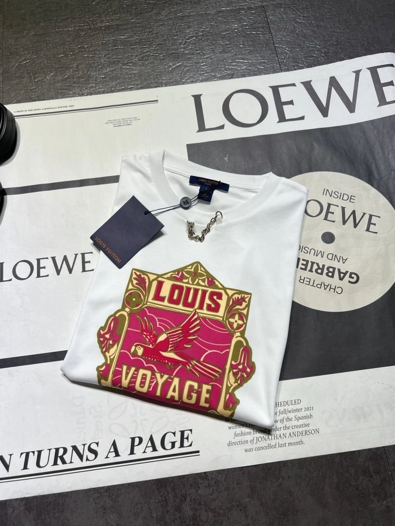 Top match Louis Vuitton T-Shirts