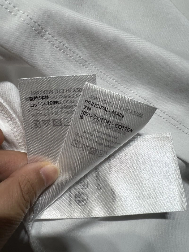 Top match Louis Vuitton T-Shirts