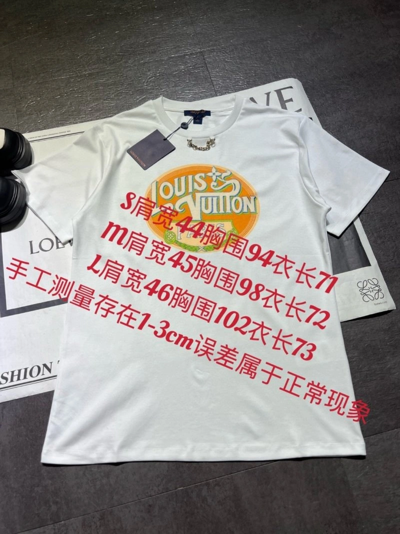 Top match Louis Vuitton T-Shirts