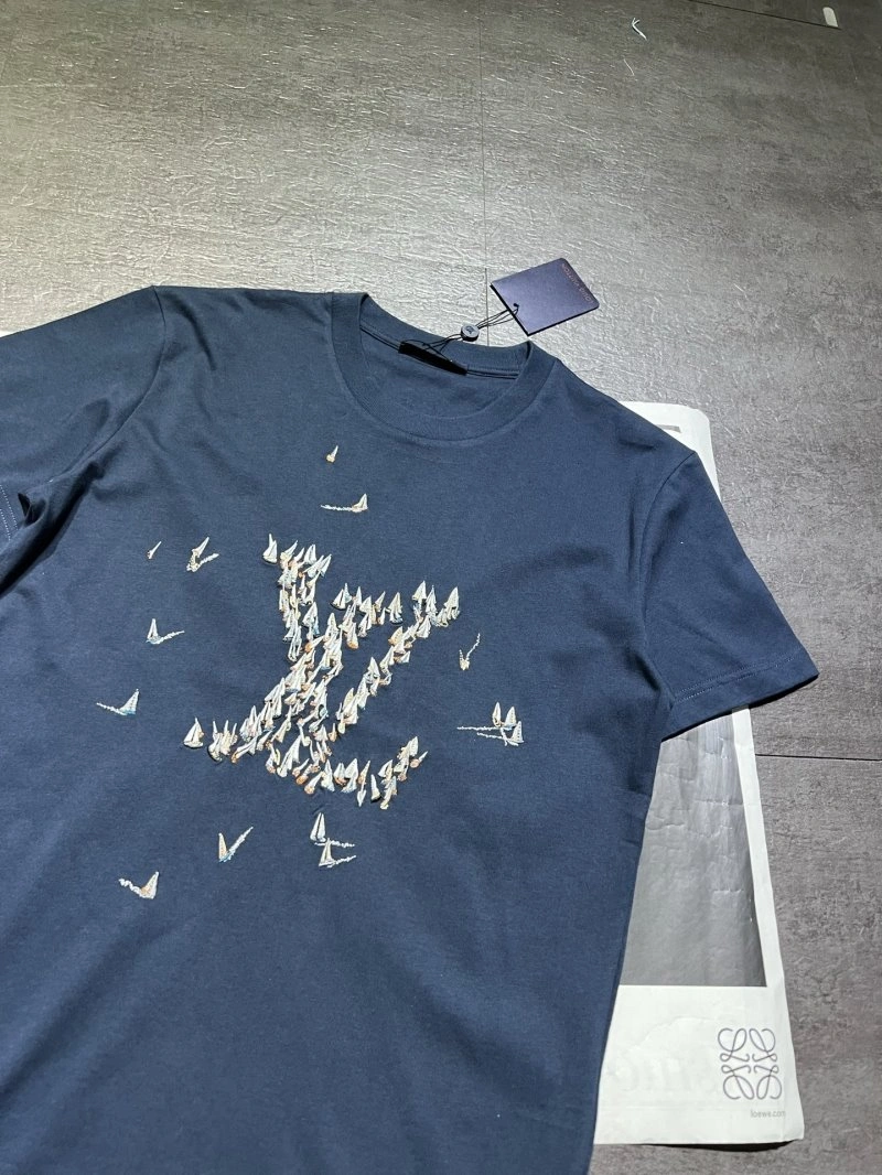 High accuracy Louis Vuitton T-Shirts