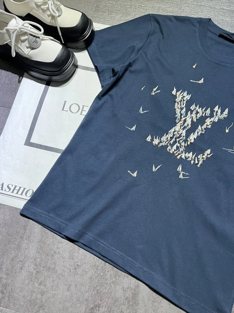 High accuracy Louis Vuitton T-Shirts