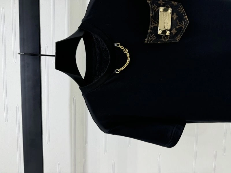 High fidelity Louis Vuitton T-Shirts
